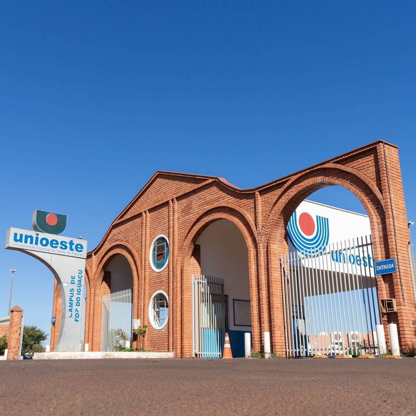 Mais de 1,2 mil candidatos fazem a prova do Vestibular da Unioeste no ...